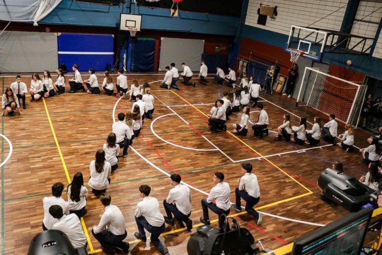 Instituto Crandon : Instituto Crandon, Bilingual Education