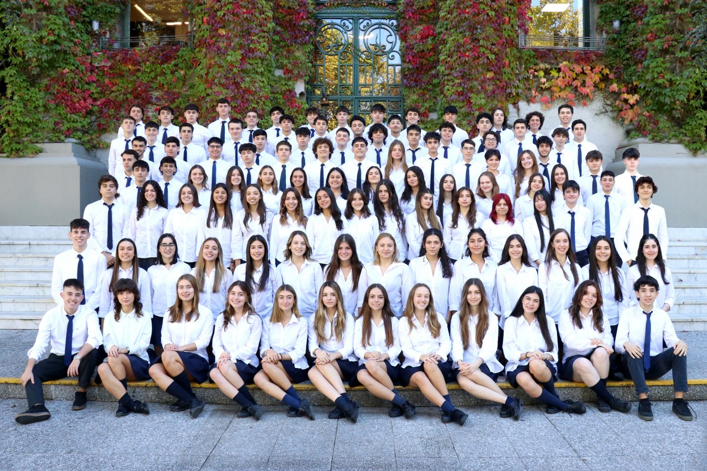 Instituto Crandon : Instituto Crandon, Bilingual Education