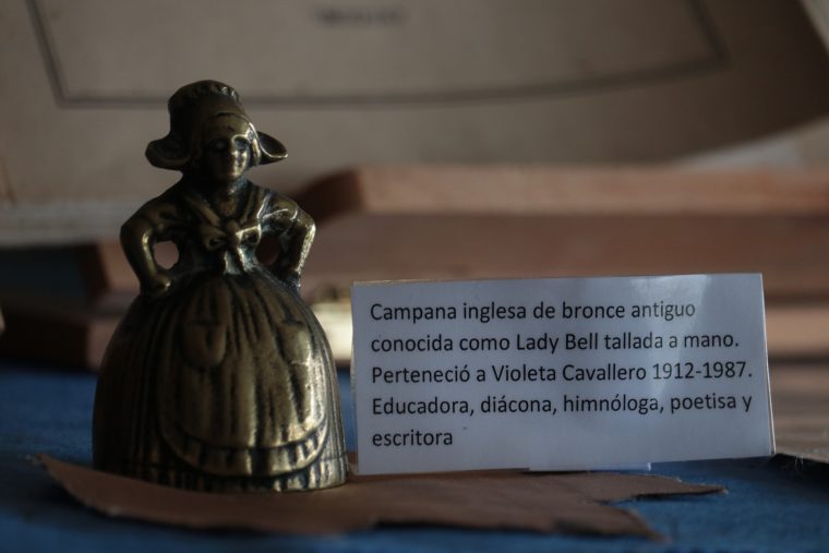 Instituto Crandon : Instituto Crandon, Bilingual Education